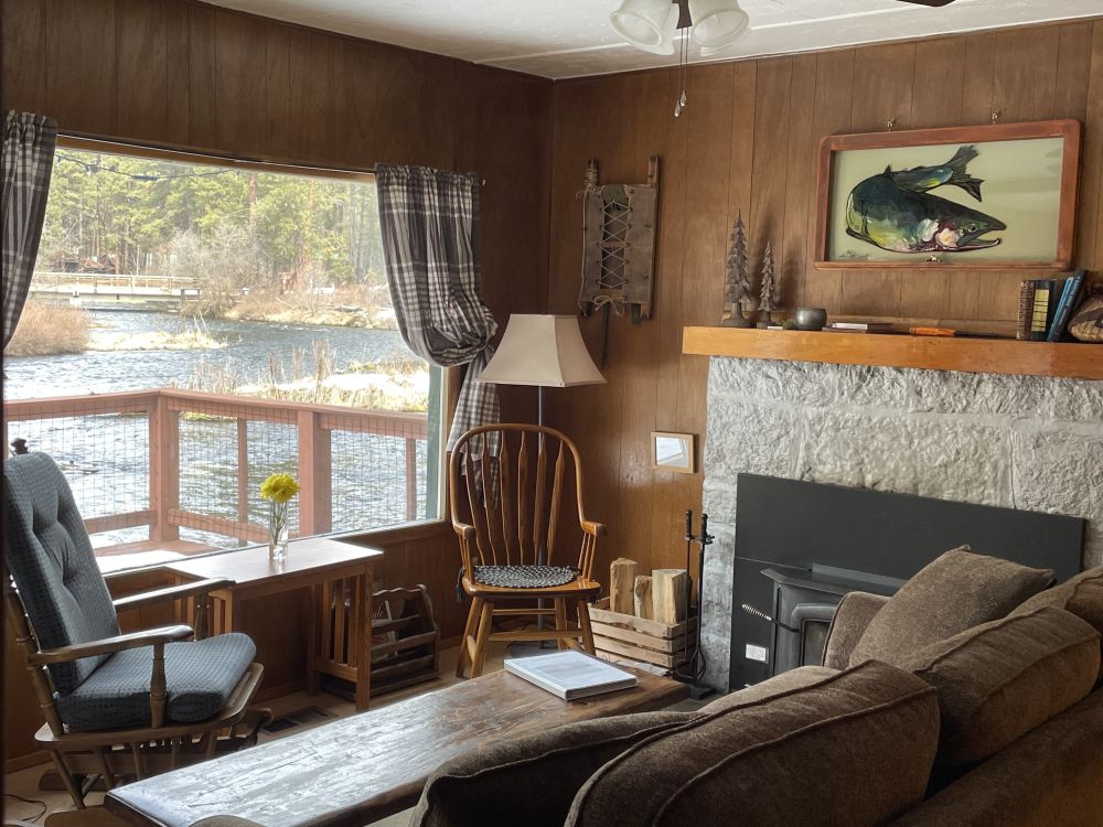 Metolius River Lodges - Camp Sherman, Oregon